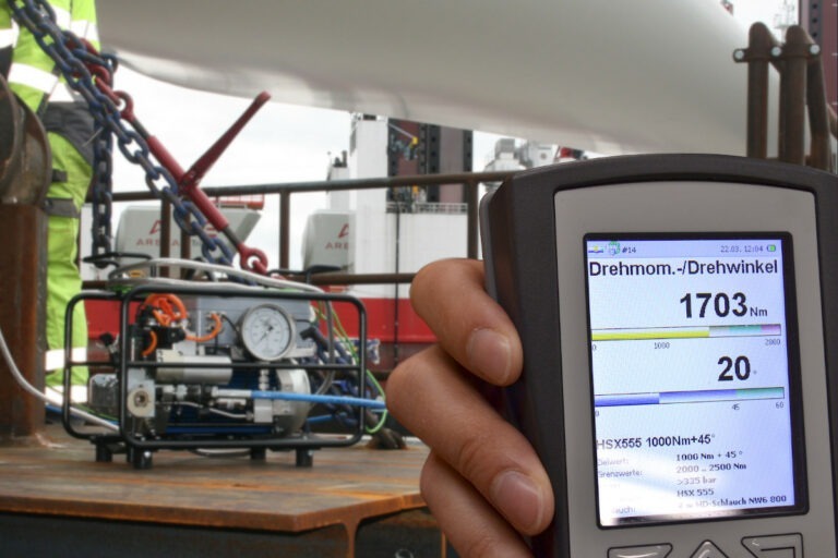 Torque Wrenches for the Wind Industry | Plarad