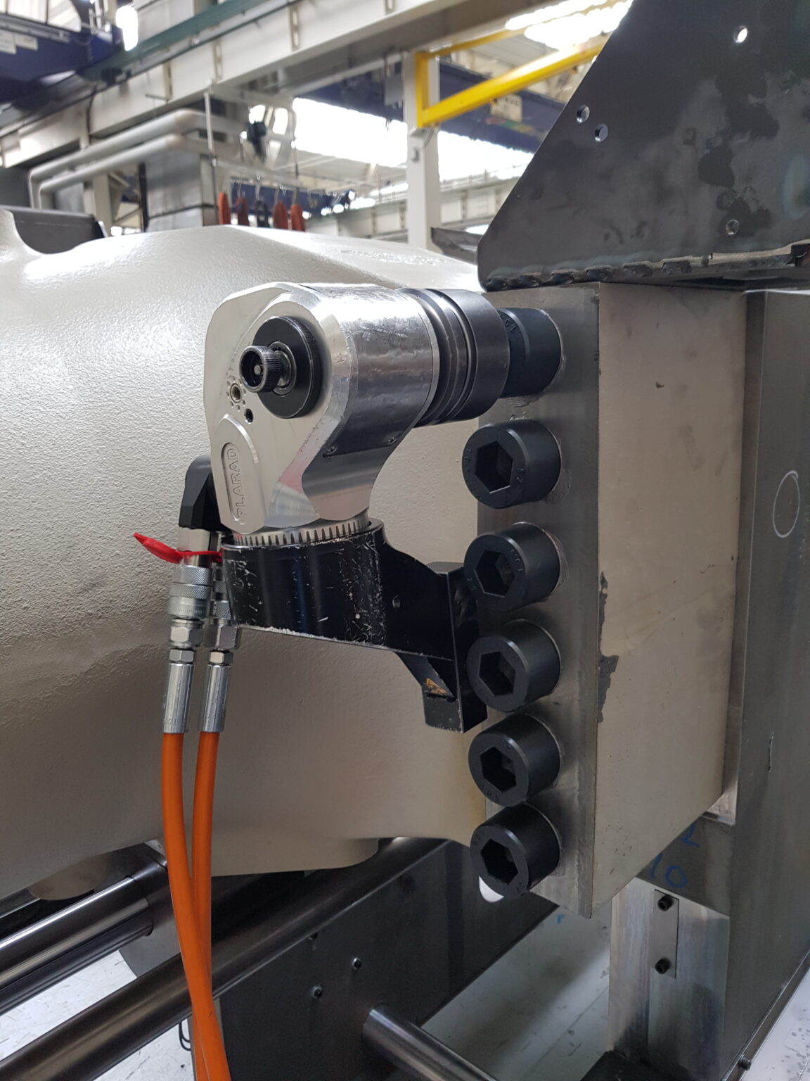 Square drive Hydraulic torque wrench | Plarad